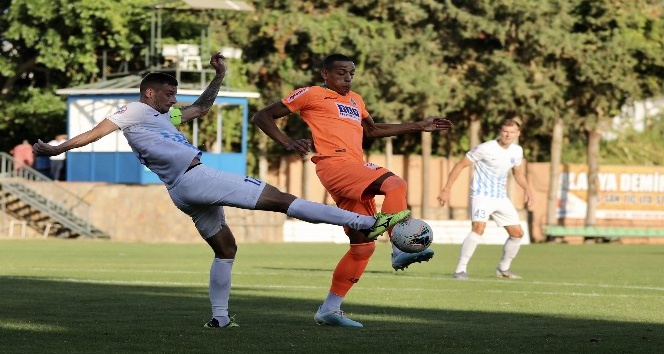Hazırlık maçı: Aytemiz Alanyaspor: 2 - FC Desna: 2 İhlas Haber Ajansı