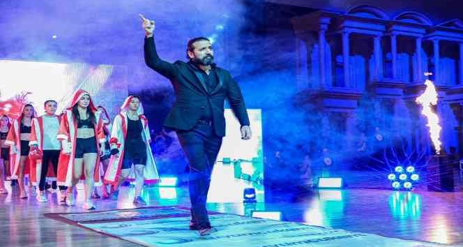 Kürşat Şahin’in, Loca Fight Club gecesi aynı anda 70 ülkeyi salladı ...