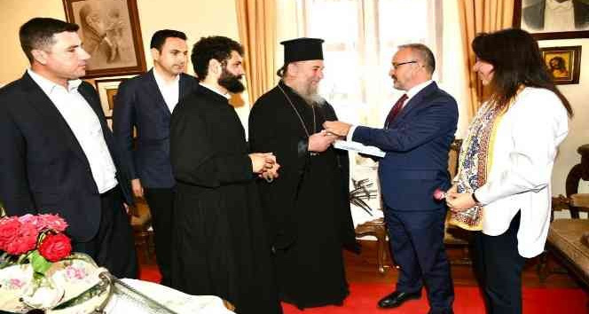 AK Parti’li Turan: “Rum vatandaşlarımızın haklarına saygı duyuyoruz ...