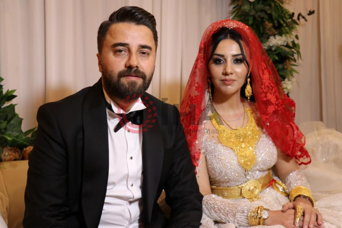 Gelin ve damada 3 milyon 650 bin TL’lik takı takıldı İhlas Haber Ajansı