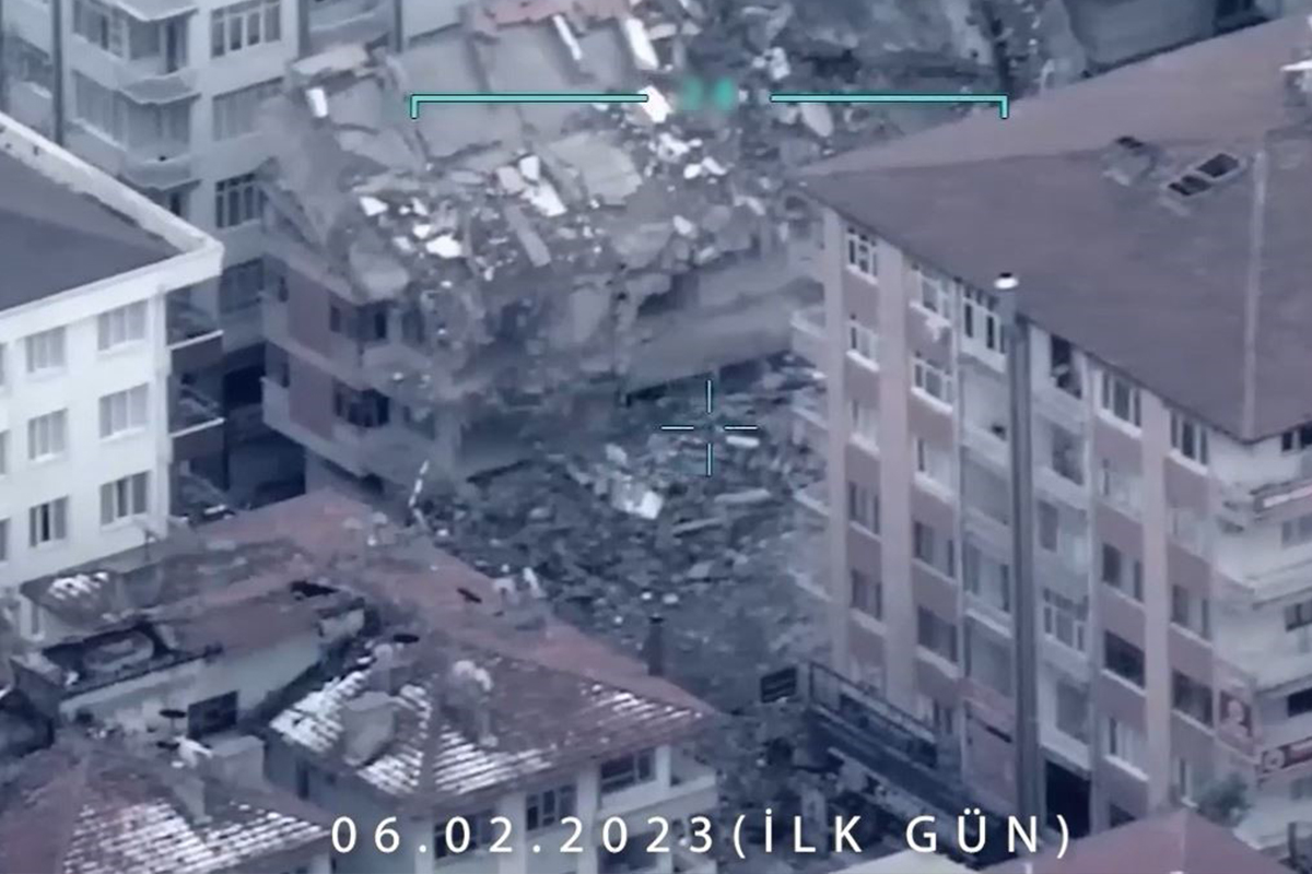 Deprem bölgesi Bayraktar AKINCI kamerasında İhlas Haber Ajansı