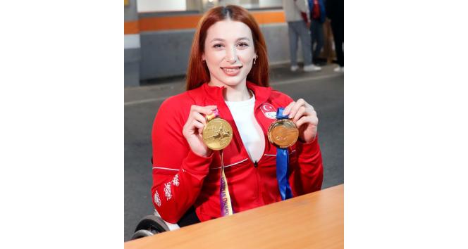 Hamide Kurt Doğangün, madalyalarını depremzedeler için bağışladı İhlas ...