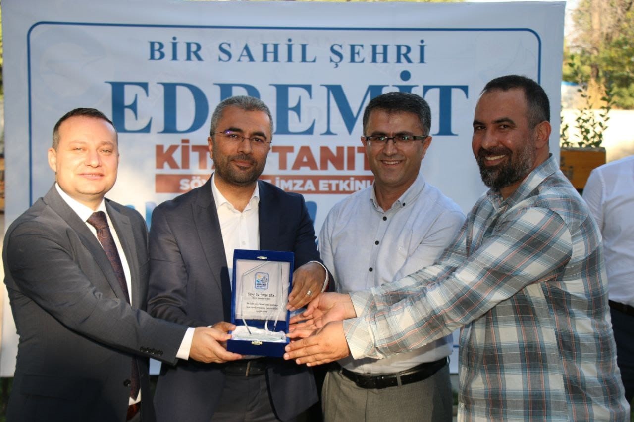 ‘Bir Sahil Şehri Edremit’ isimli kitap çıktı İhlas Haber Ajansı