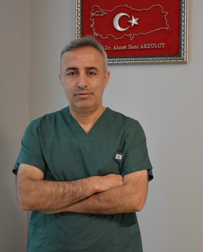 Akbulut, dünyanın en iyi akademisyenleri listesinde İhlas Haber Ajansı