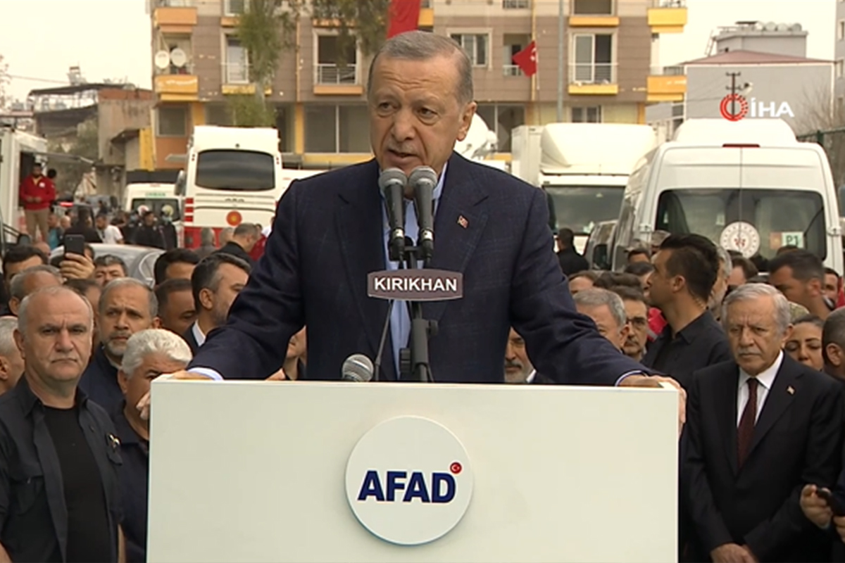 Cumhurbaşkanı Erdoğan: 'Hatay'da 183 bin konut ve 15 bin köy evi ...