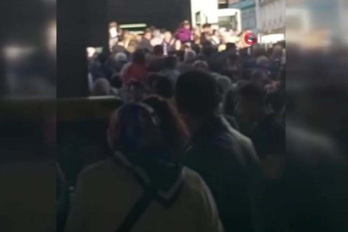 Bayram nedeniyle toplu taşımalarda yoğunluk oluştu İhlas Haber Ajansı