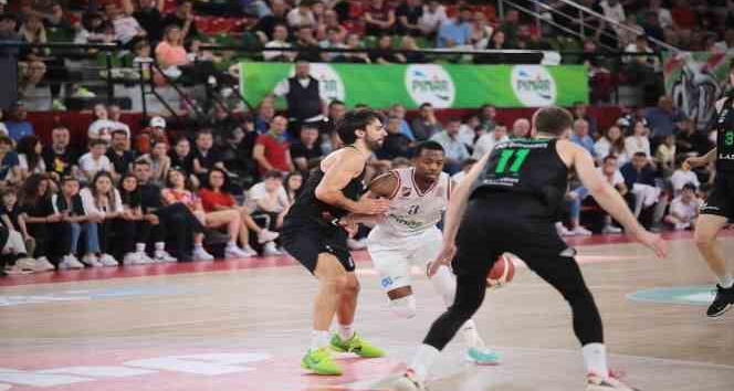 Pınar Karşıyakalı Eric McCollum, haftanın oyuncusu seçildi İhlas Haber ...