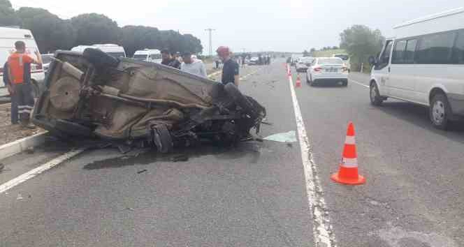 Balıkesir-Edremit karayolunda kaza 1 ölü 1 yaralı İhlas Haber Ajansı