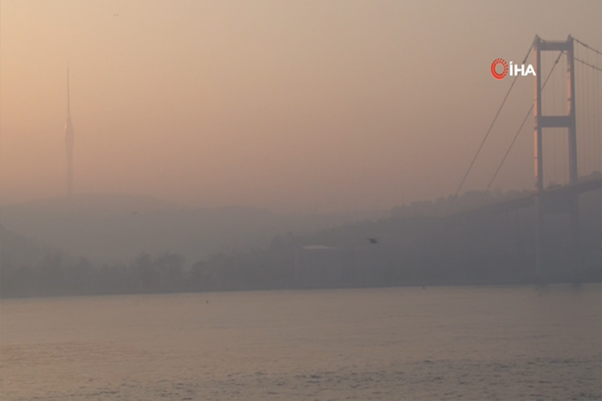 İstanbul 2023'e sisle uyandı İhlas Haber Ajansı