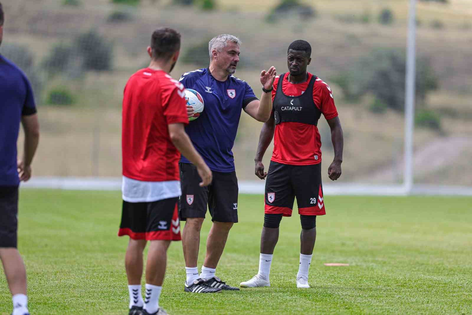 Thomas Reis: “Taraftarımızla buluşmayı dört gözle bekliyorum” İhlas ...