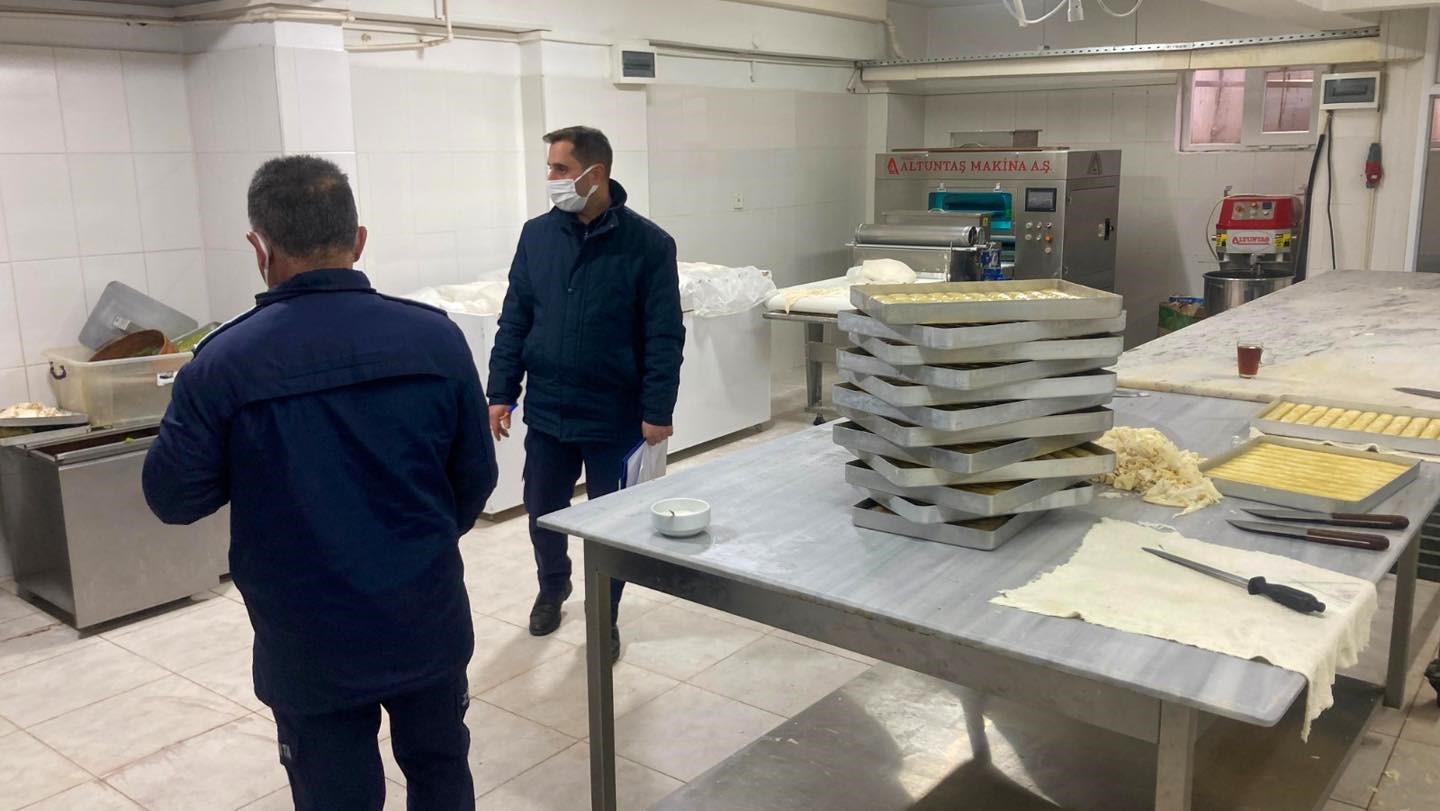 Erzincan’da unlu mamul, pasta ve tatlı imalatı yapan işletmeler ...