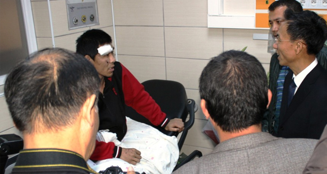 Çin Ankara Büyükelçisinden yaralı Çinli madenciye ziyaret İhlas Haber ...